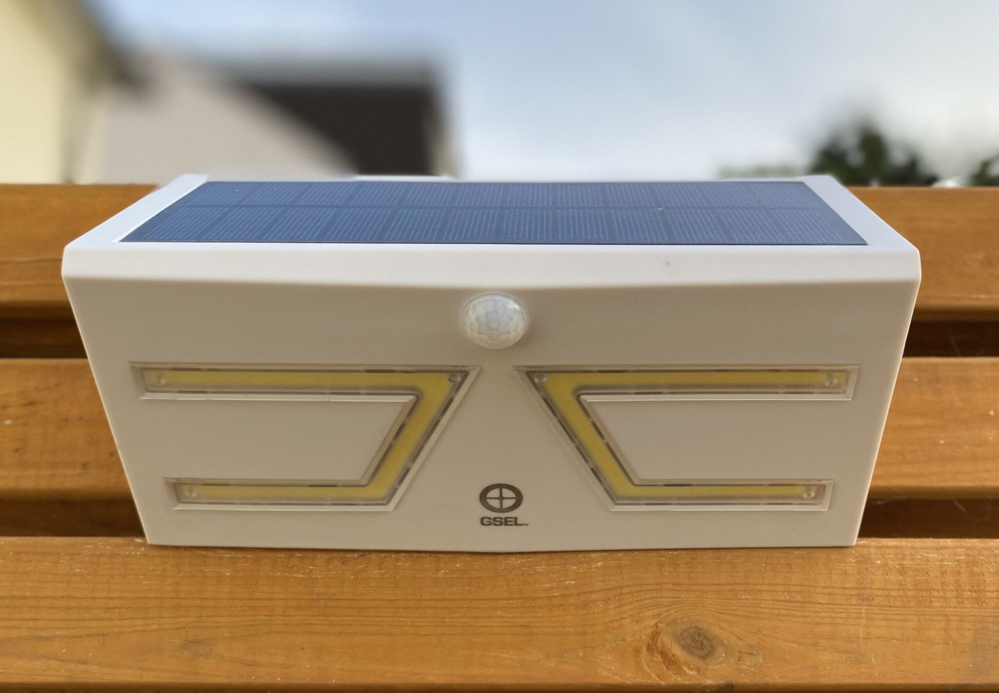 SMART SOLAR SENSOR LIGHT - GSEL